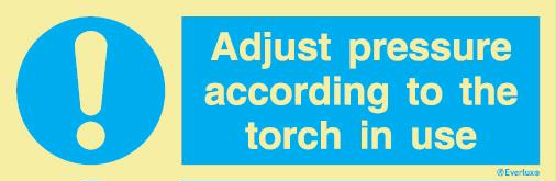 Webshop Datema Nautical Safety. Adjust pressure according to the torch ...